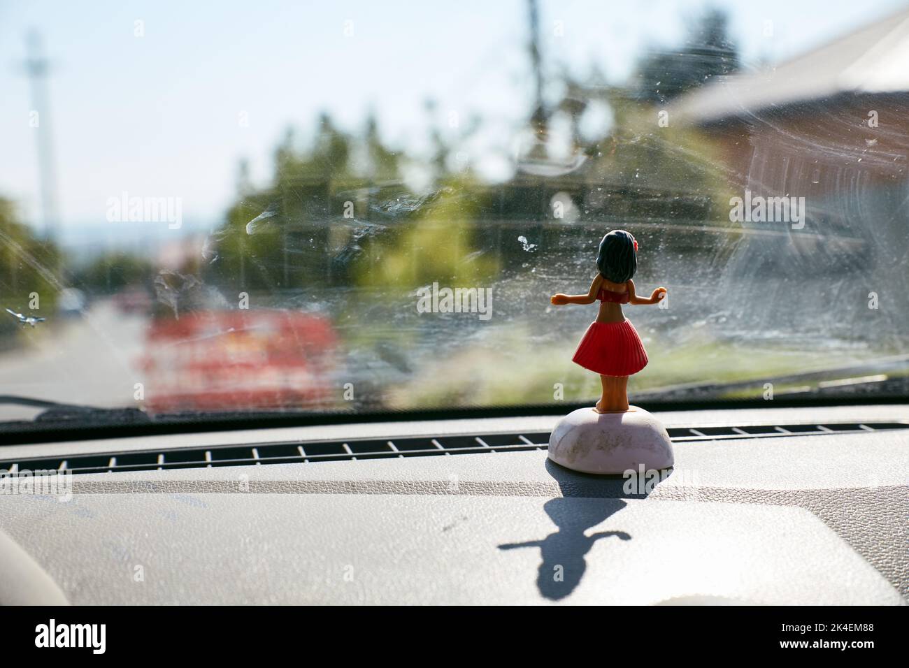 Hawaiian hula girl statue hi-res stock photography and images - Alamy