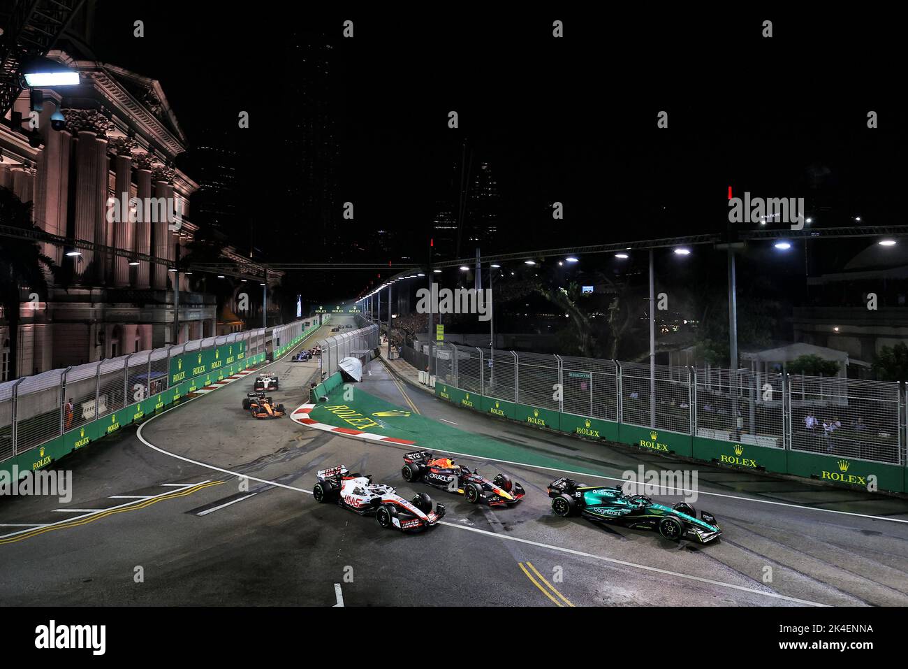 Lance Stroll (CDN) Aston Martin F1 Team AMR22 leads Max Verstappen (NLD ...