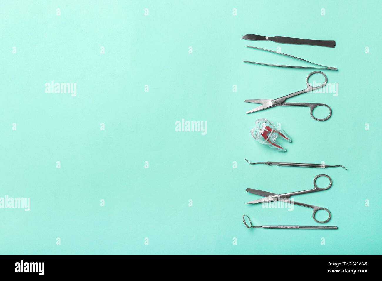 Many surgical instruments hi-res stock photography and images - Alamy