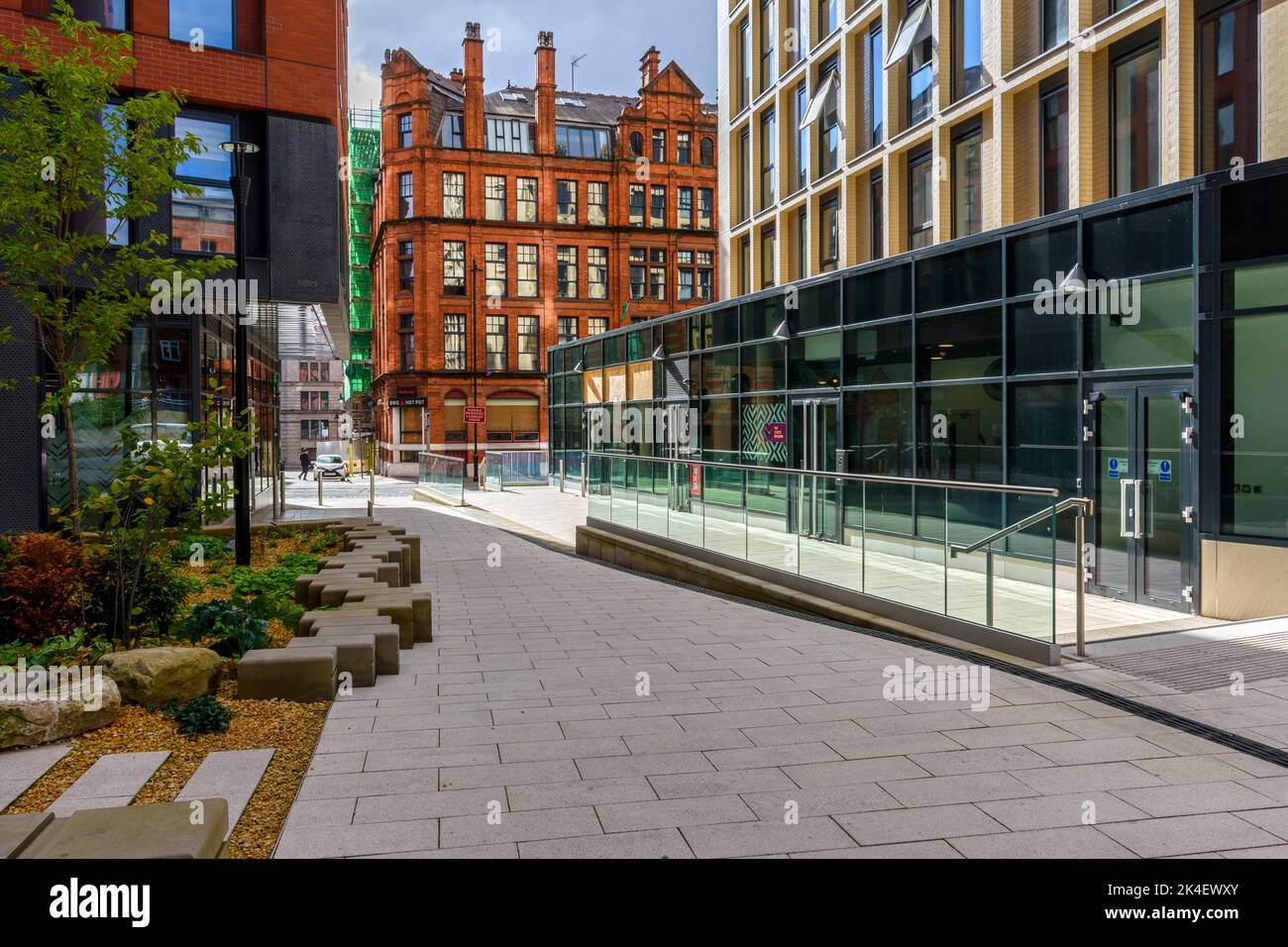 New public realm hi-res stock photography and images - Alamy