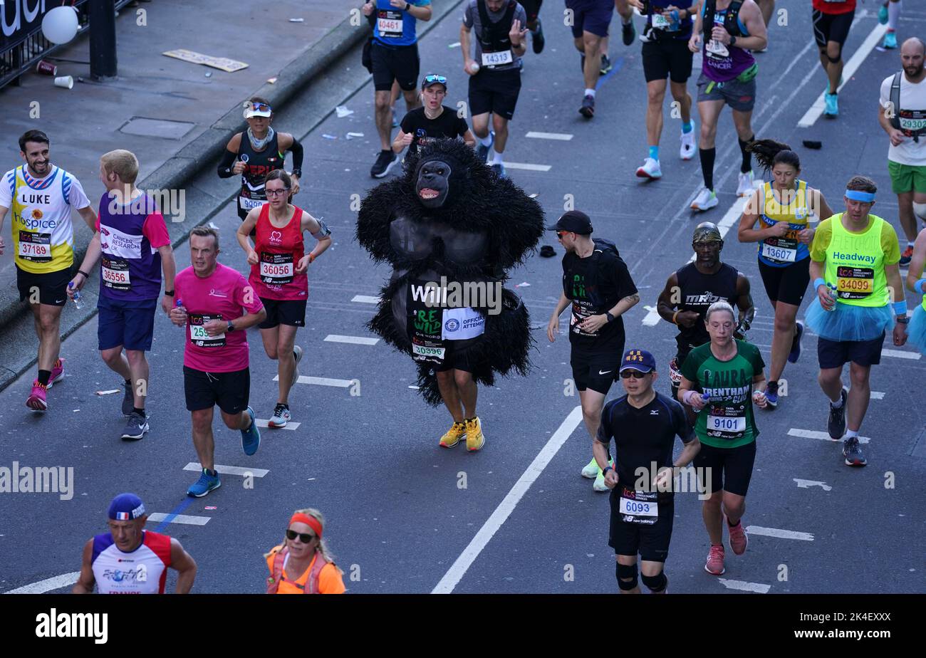 Runners in fancy dress during the TCS London Marathon. Picture date ...