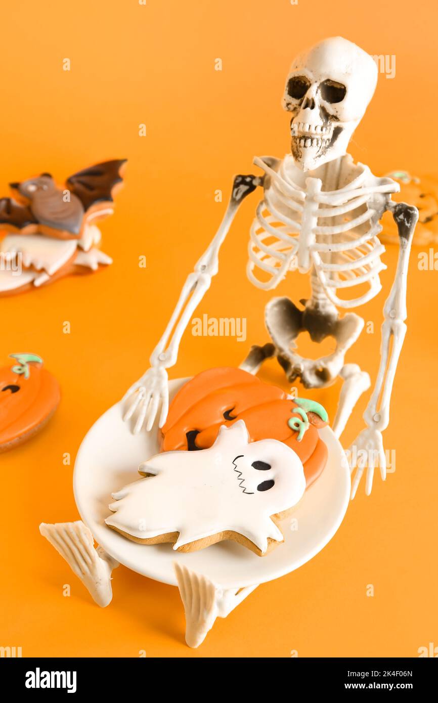 Skeleton cookies hi-res stock photography and images - Alamy