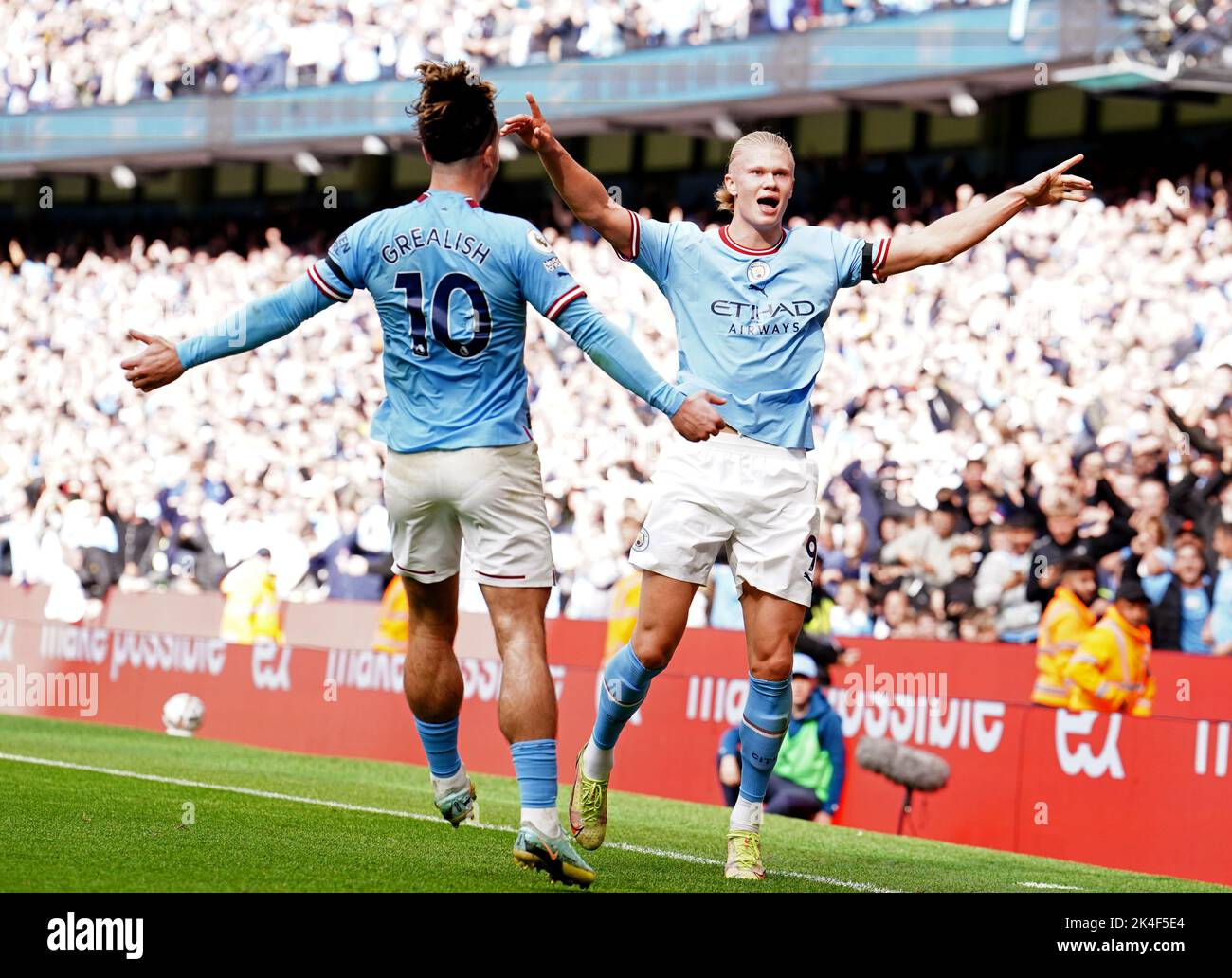 Manchester City's Erling Haaland celebrates scoring their side's second ...