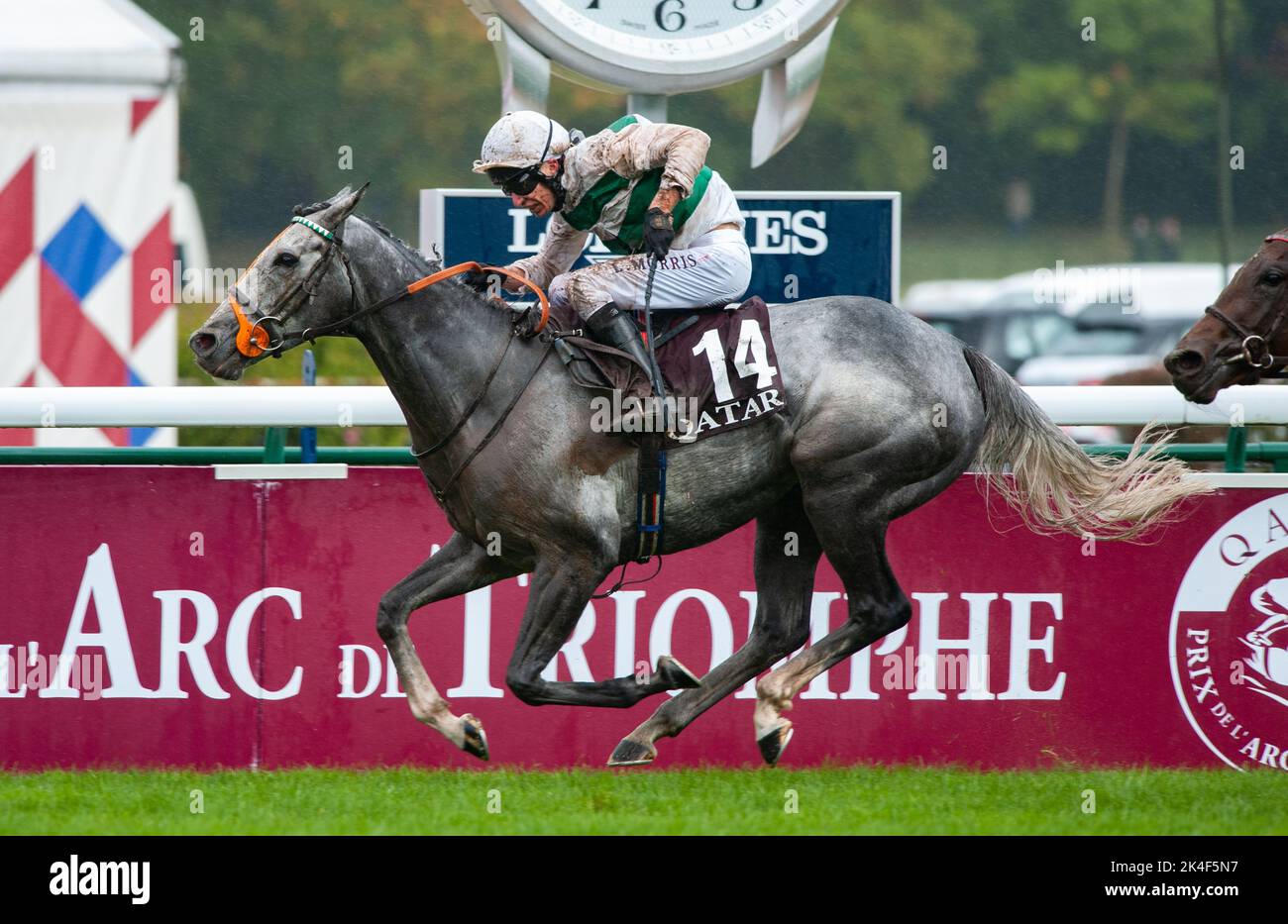 Paris, France. 02nd Oct, 2022. Alpinista and Luke Morris win the Qatar ...