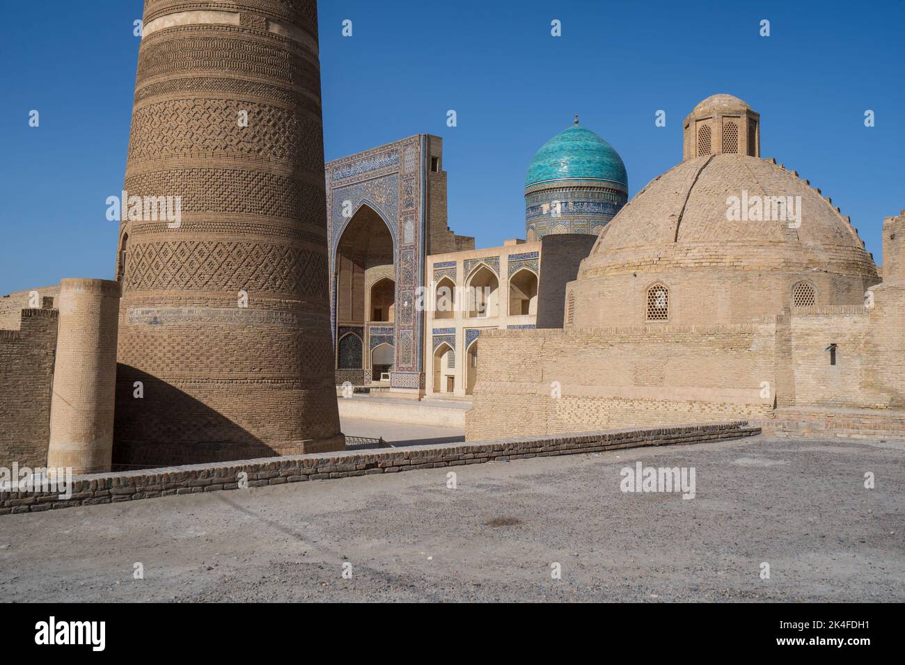 Bukhara main square, Kalan Mosque, Kalon Tower and Mir-i-Arab Madrasa Stock Photo - Alamy