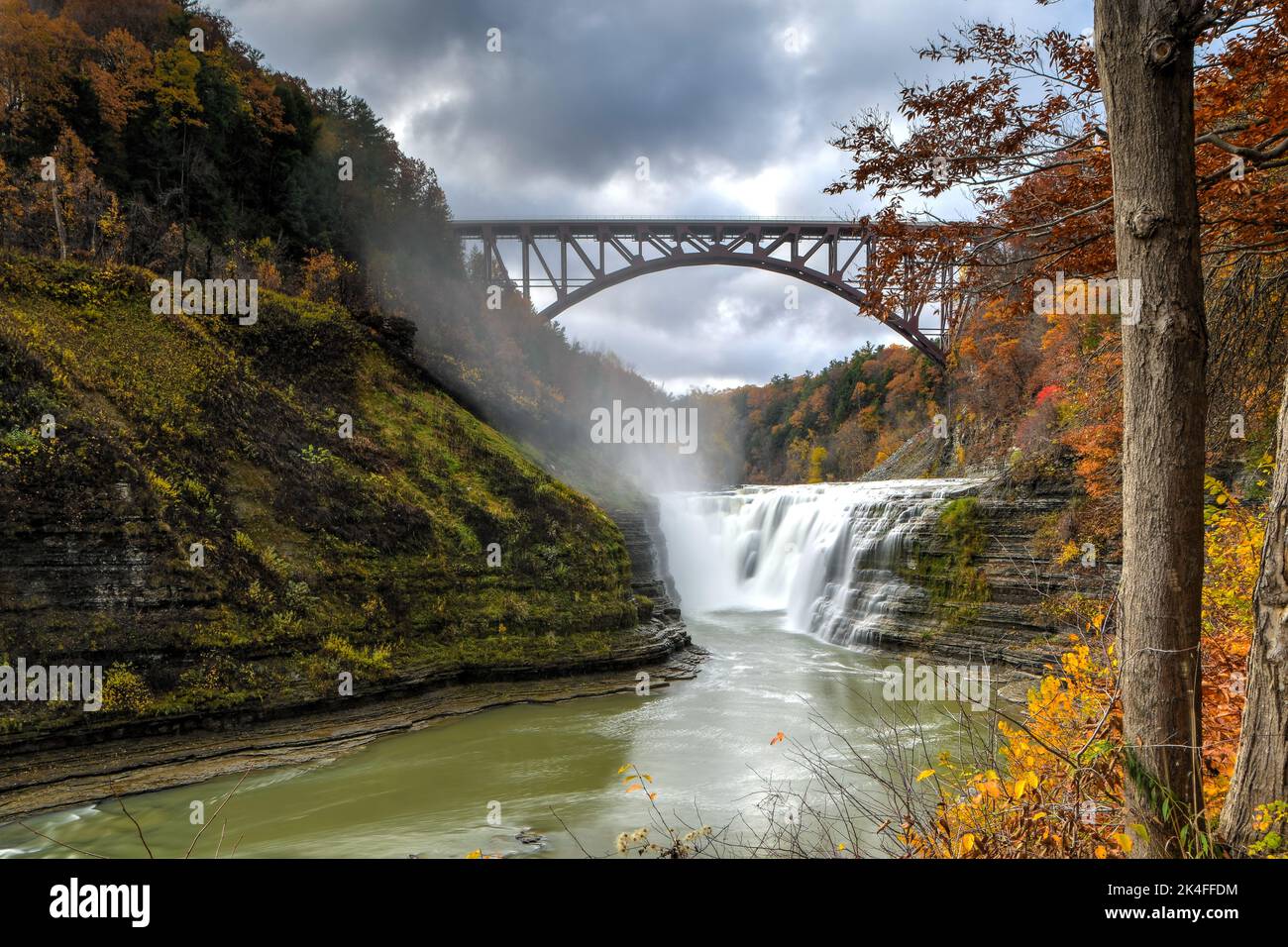 fall foliage in Letchworth State Park Stock Photo - Alamy