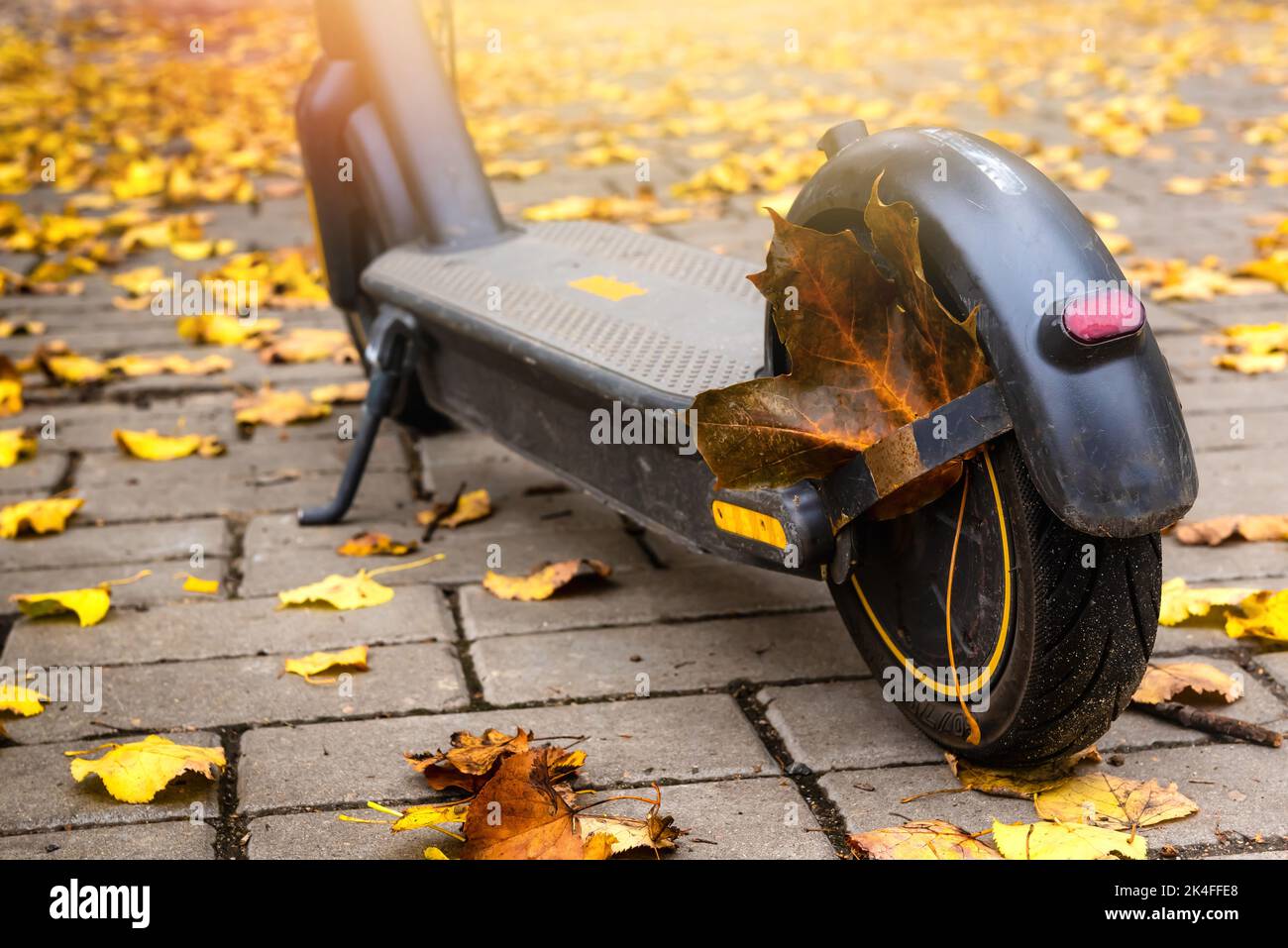 Electric bike stands road hi-res stock photography and images - Alamy