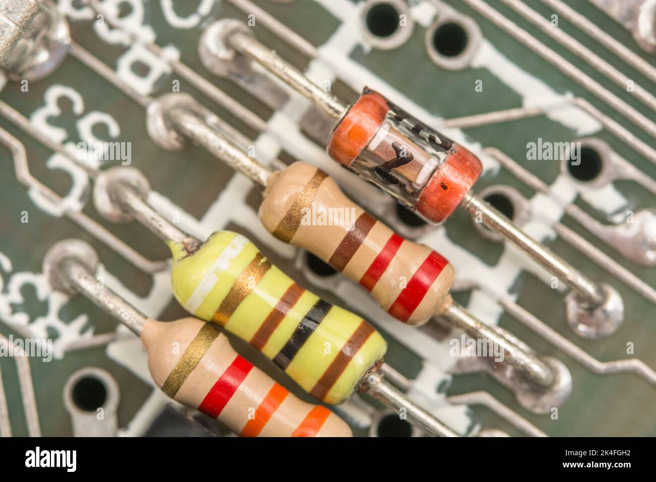 Resistors on circuit board hi-res stock photography and images - Alamy