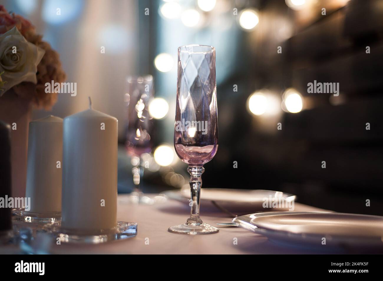 Setting the wedding table for a young couple Stock Photo - Alamy