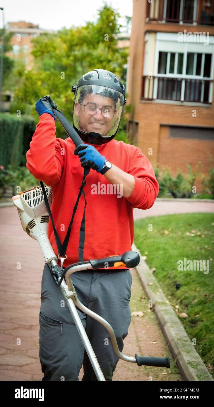 Video cutter hi-res stock photography and images - Alamy