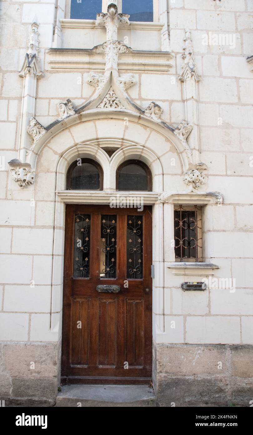 Ornate hotel door hi-res stock photography and images - Alamy