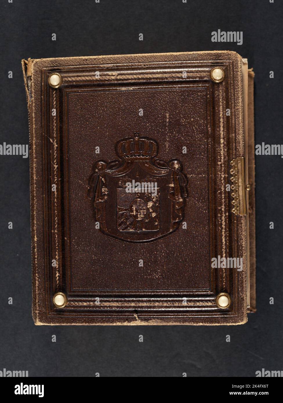 Photo album with motifs from Lotten and Gustaf von Düben's trip to ...