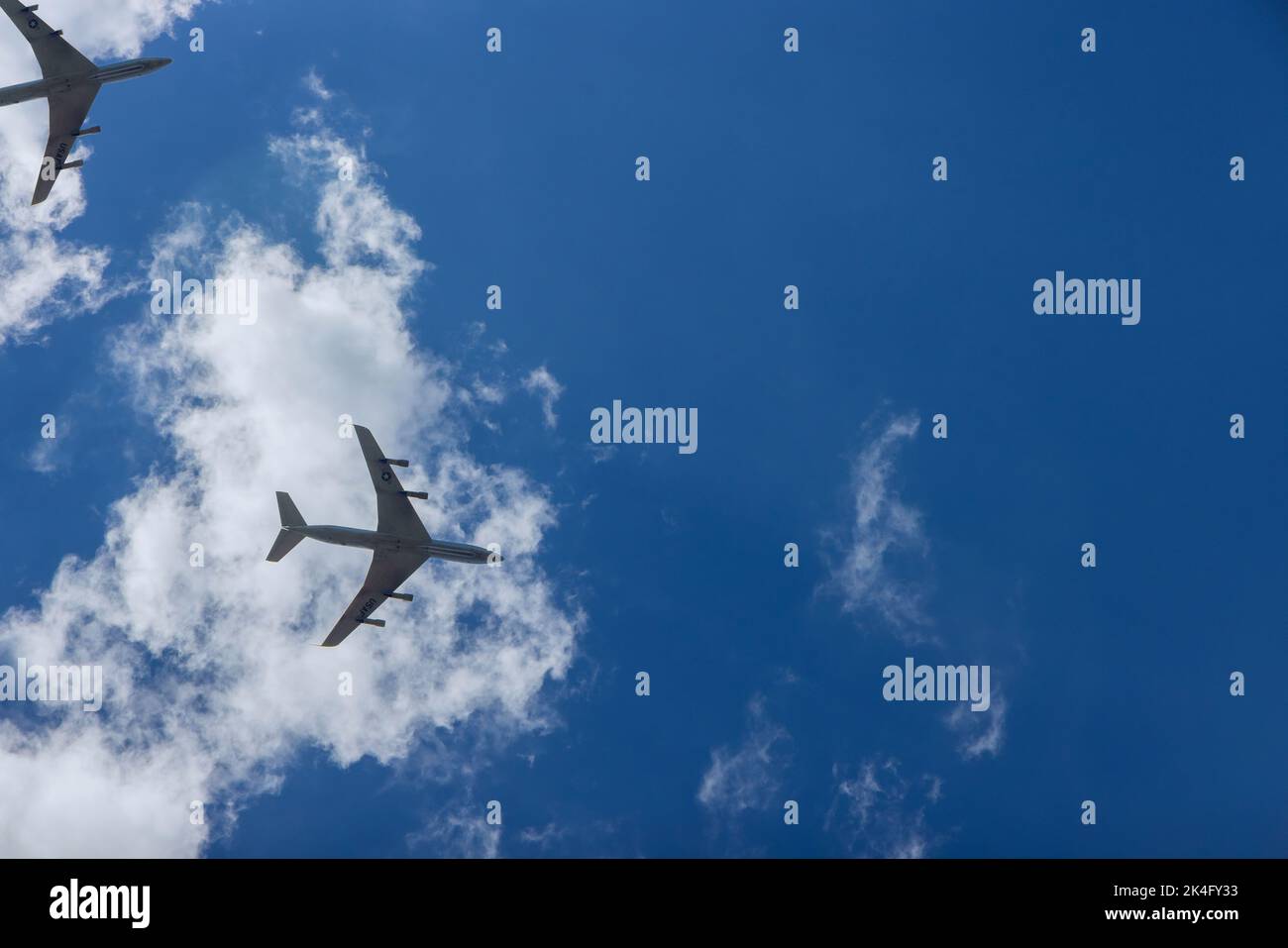 Us army cargo aircraft hi-res stock photography and images - Alamy