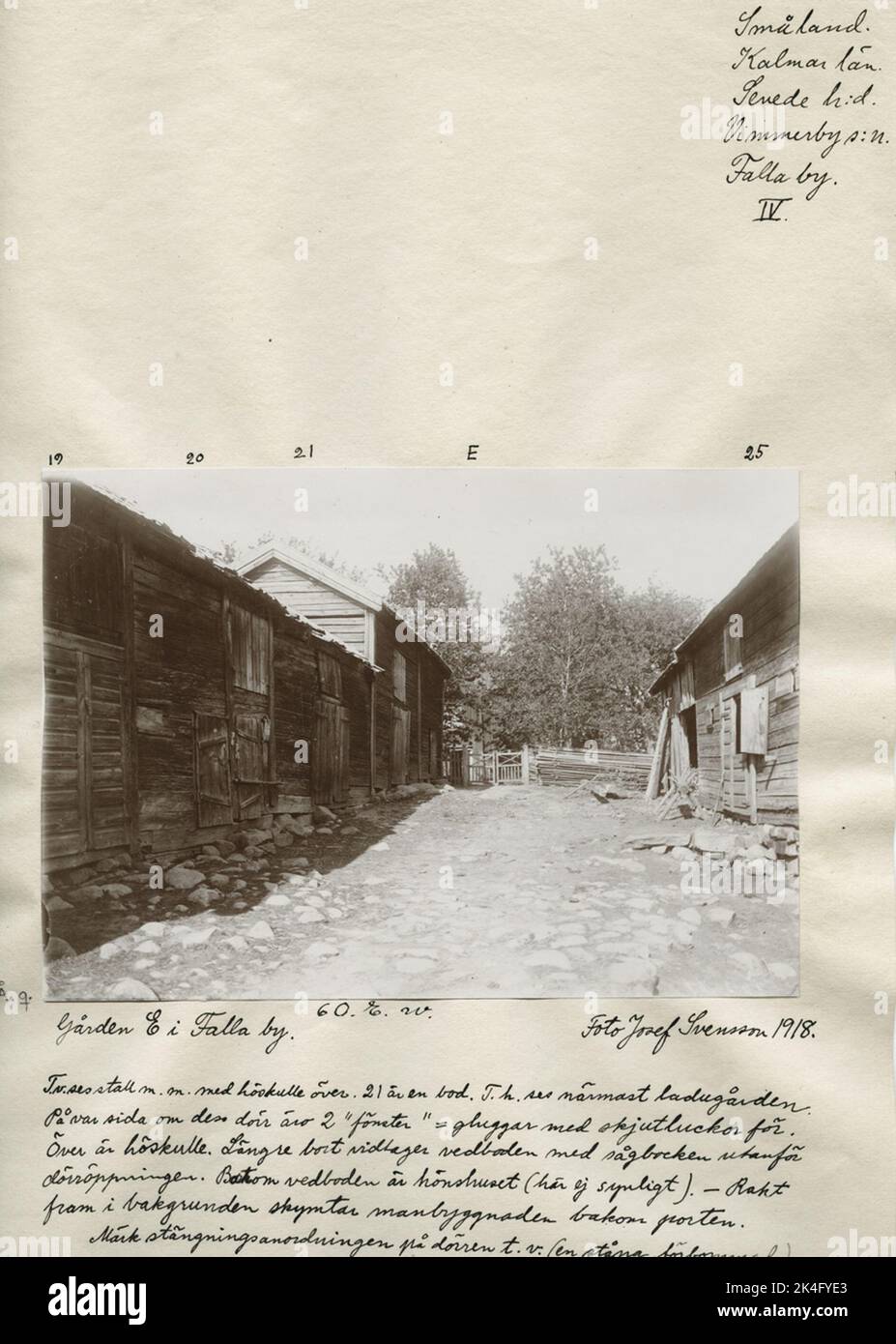 Gården E in Falla village ". Ark in folio format with photography ...