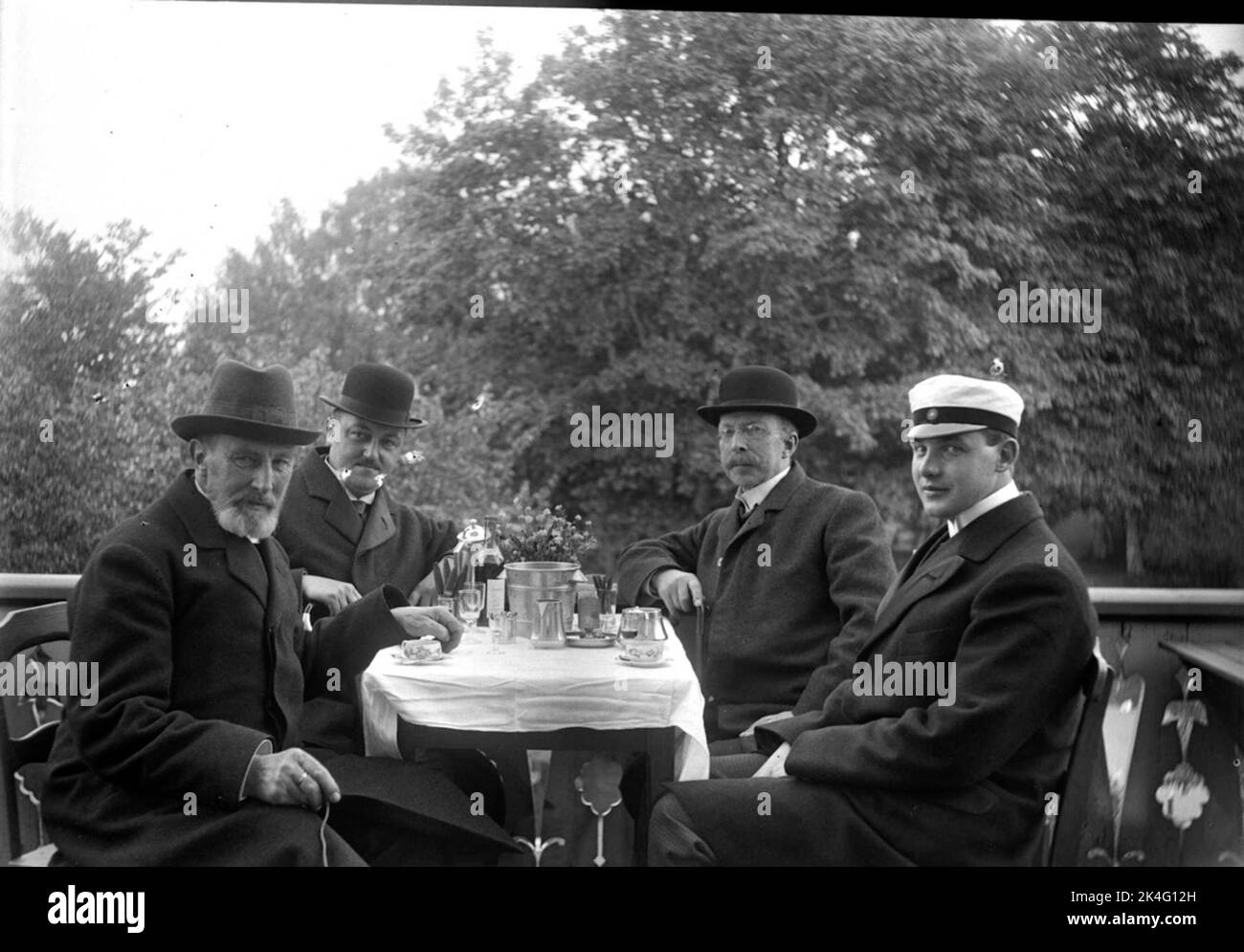 F. Stadsing. Emil Rydbeck, his son Bank Director Oscar, his brother ...