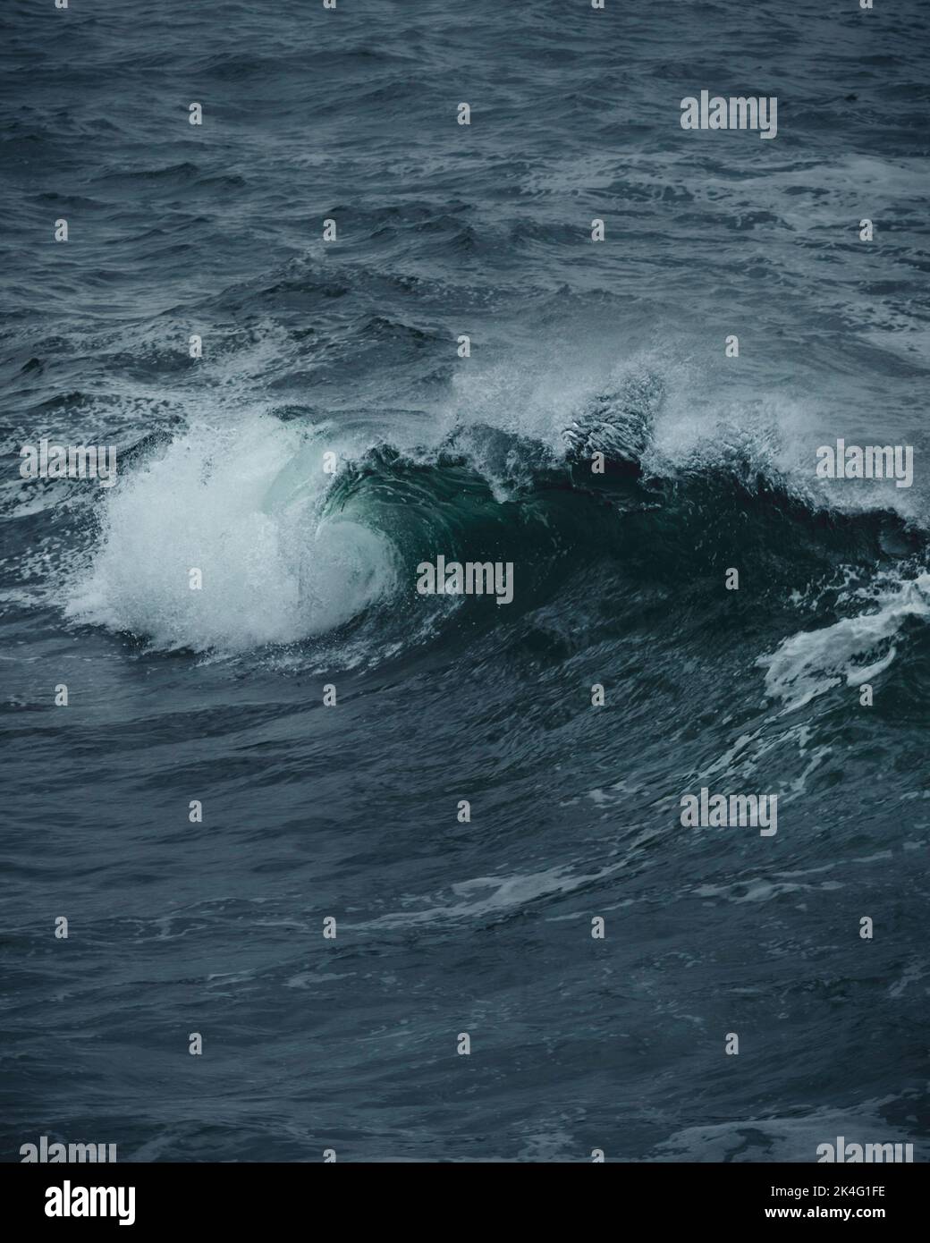 Capturing the motion of the sea Stock Photo - Alamy