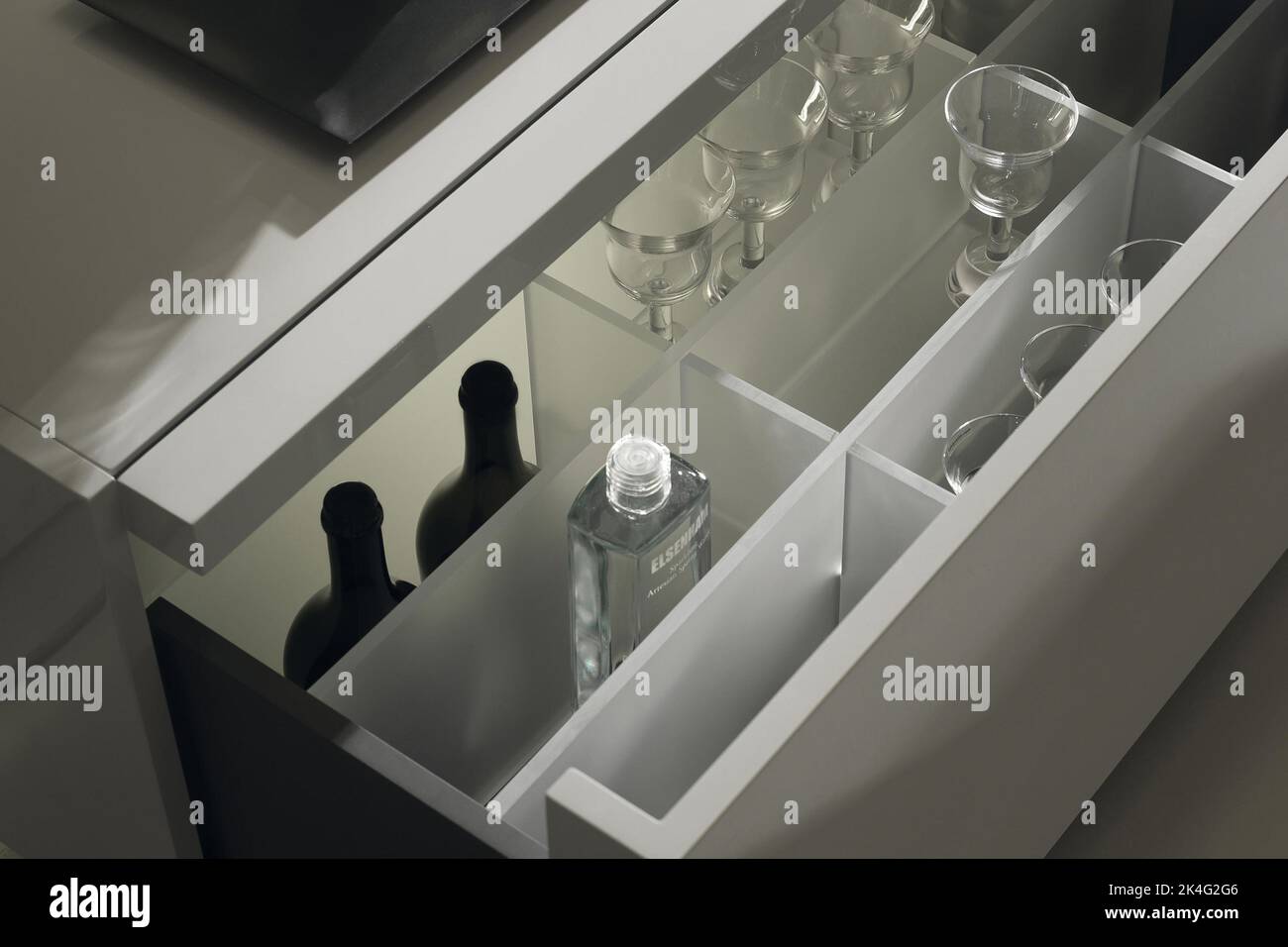 Drawer alcohol hi-res stock photography and images - Alamy