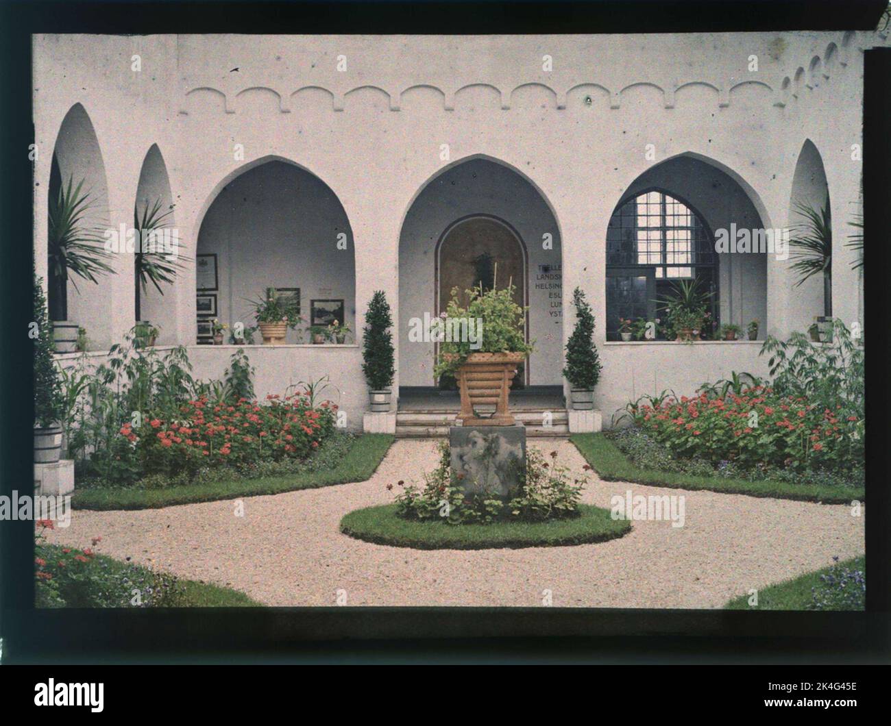 Goldfish Dam, from the Baltic Exhibition 1914. Autochrome / Autochrom ...