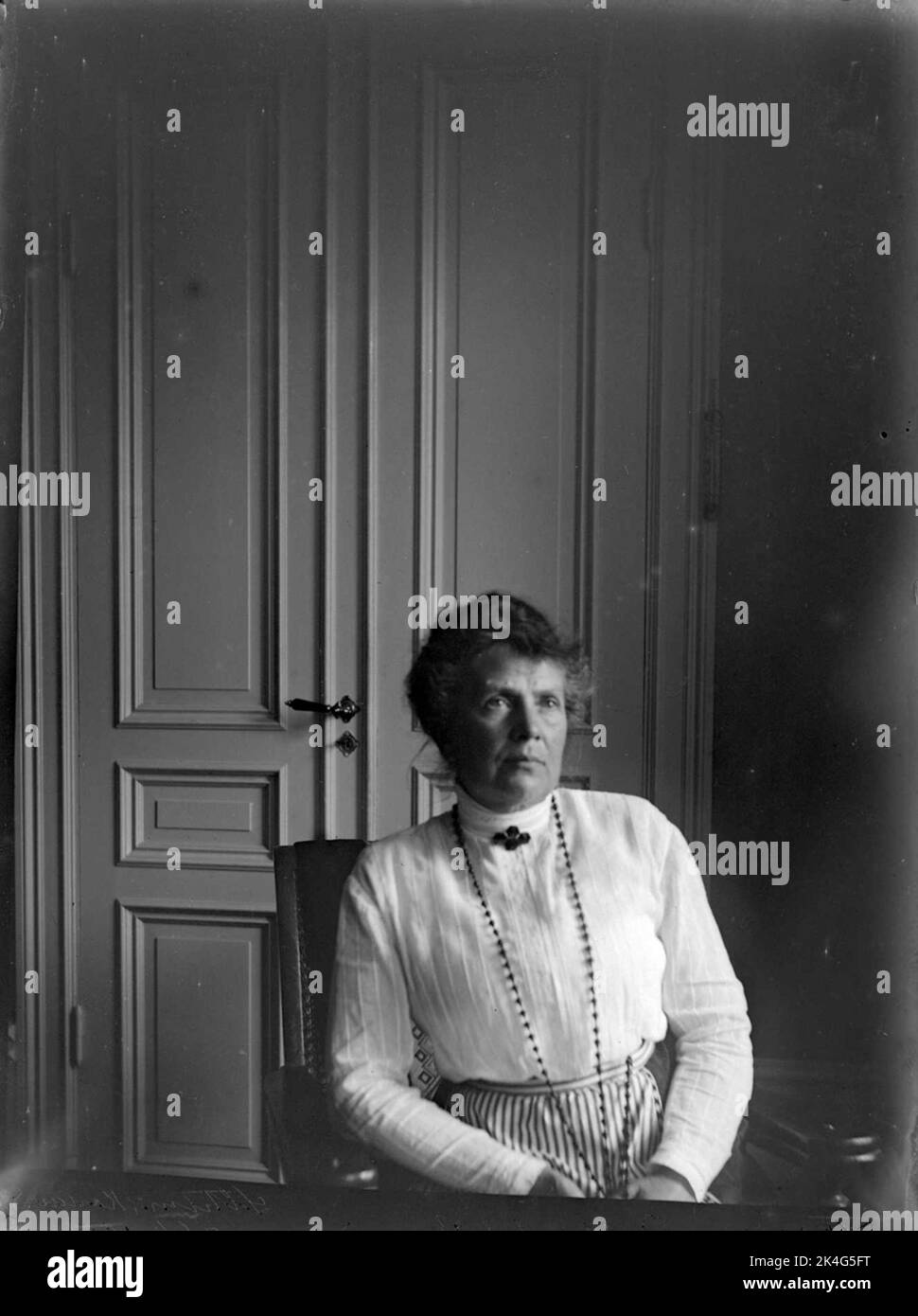 Portrait of Hilden Rydbeck (Kalman) on Karlavägen 84 (f d 44 ...