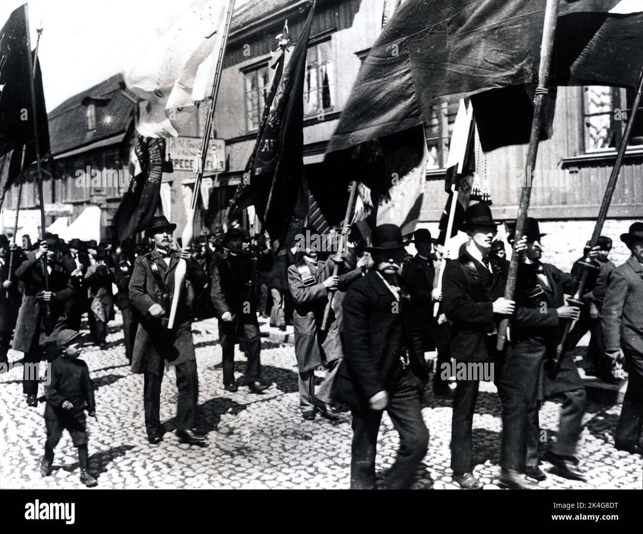 Demonstration. Stockholm, May 1, 1902. Men in demonstration trains with ...