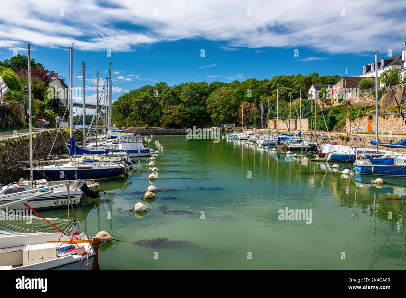 The old harbor of Le Bono (Vannes Morbihan, Brittany, France Stock ...