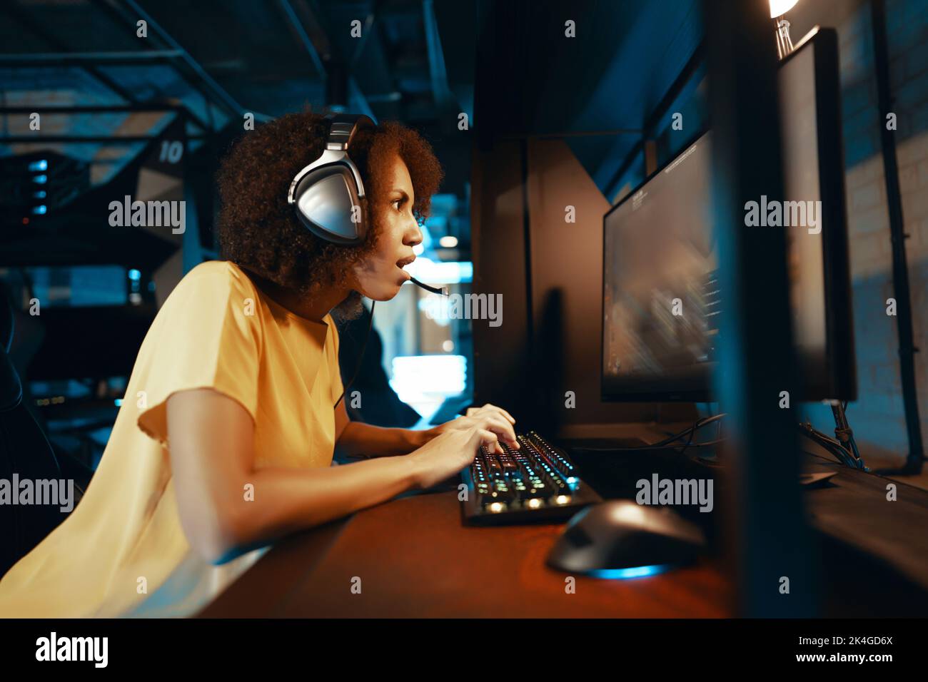 Teenage gamer playing video game hi-res stock photography and images ...