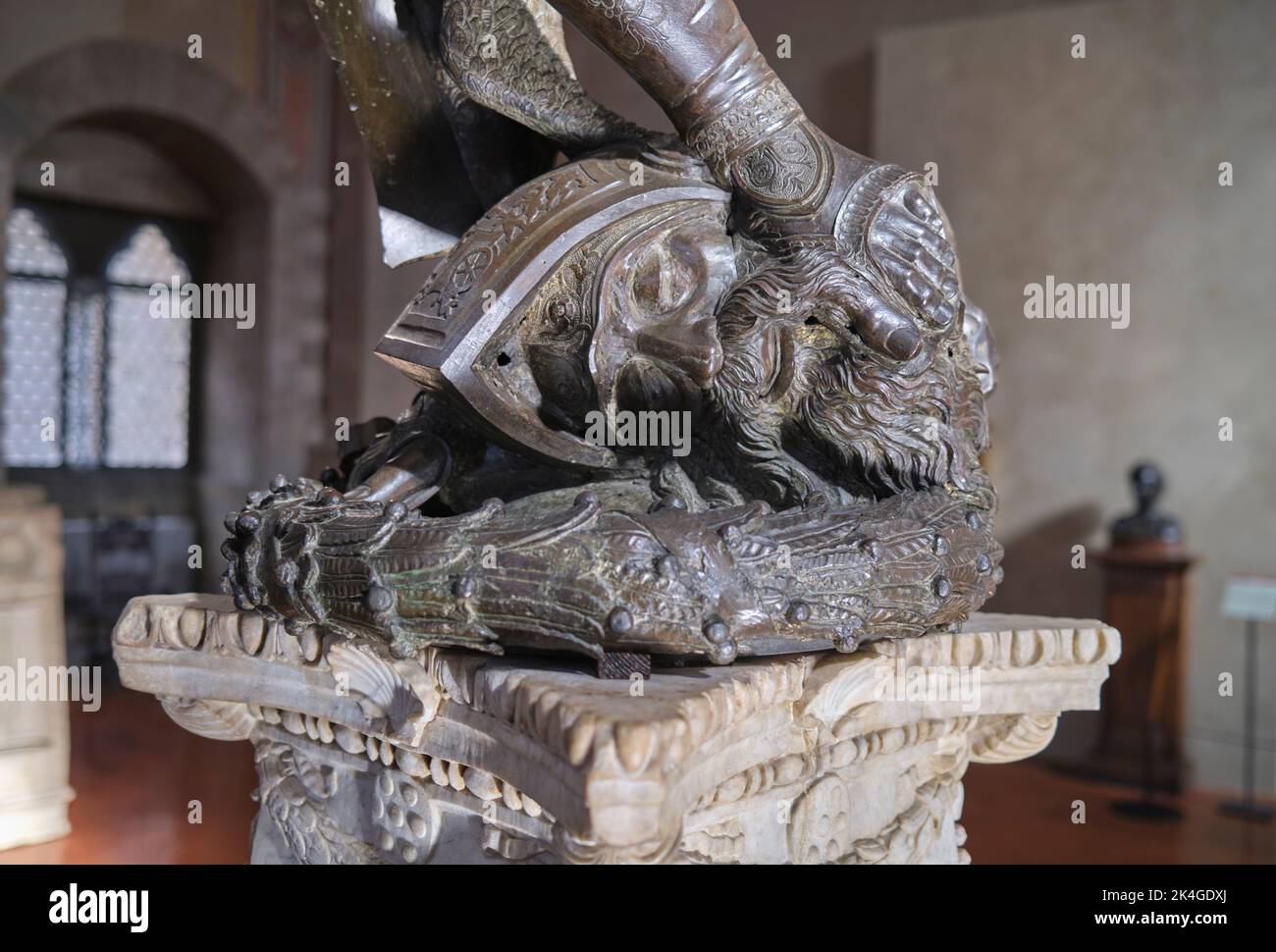 David florence statue museum hi-res stock photography and images - Alamy