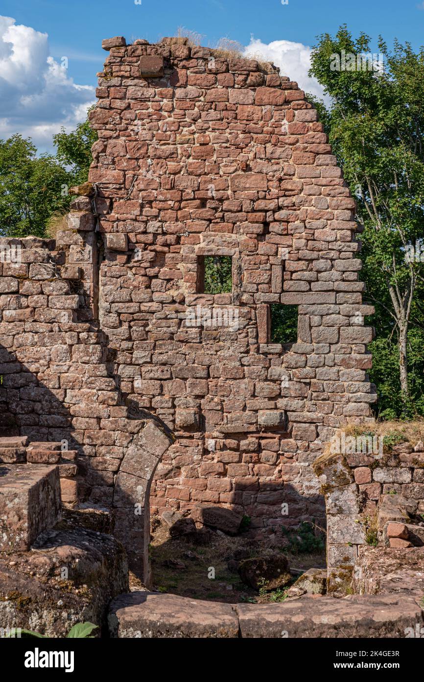 View of the castle ruins Haut-Barr Stock Photo - Alamy