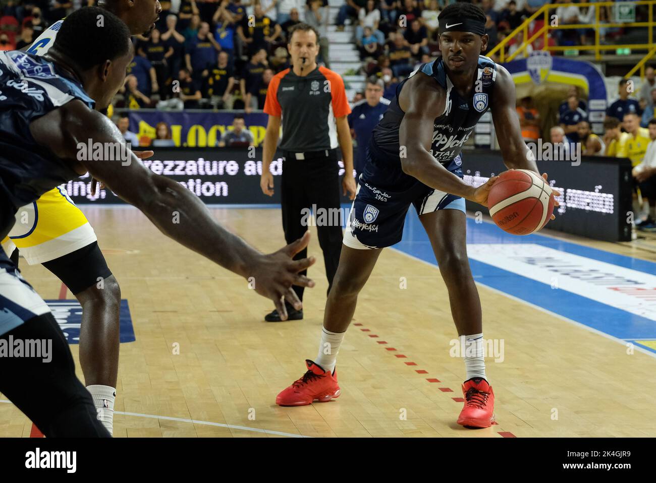 Pala AGSM-AIM, Verona, Italy, October 02, 2022, Dino Bocevski - Happy ...