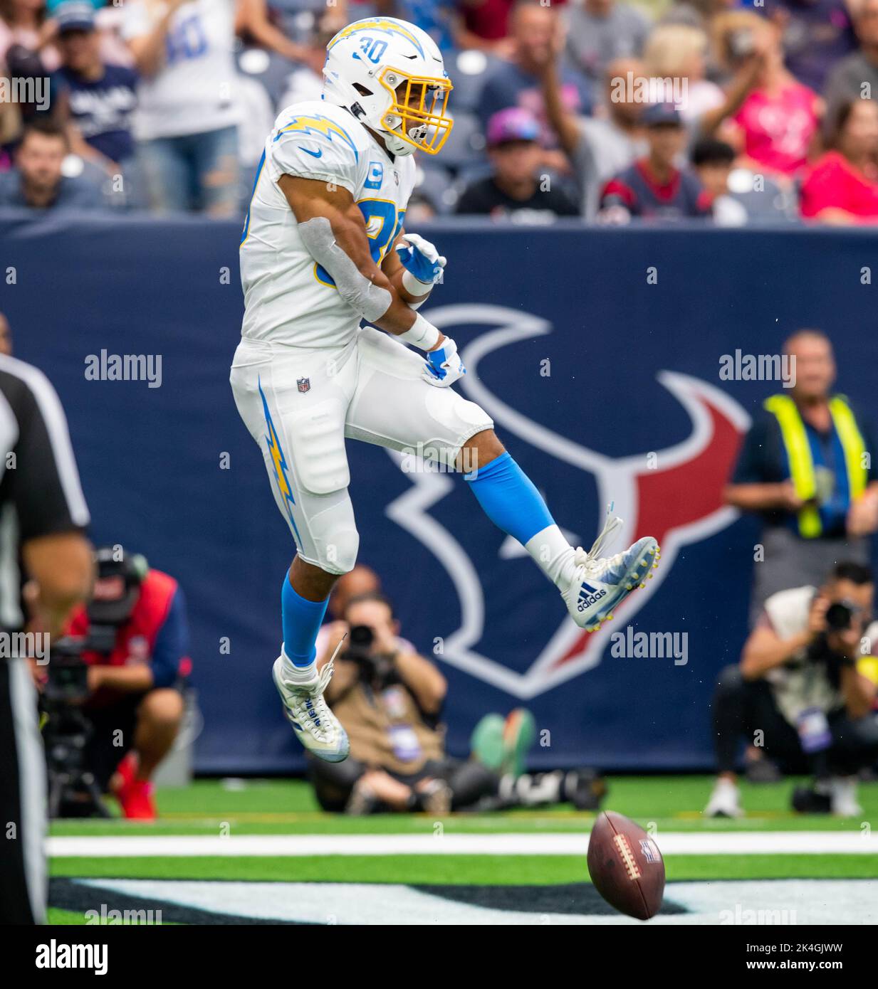 Houston, TX, USA. 2nd Oct, 2022. Los Angeles Chargers running back ...