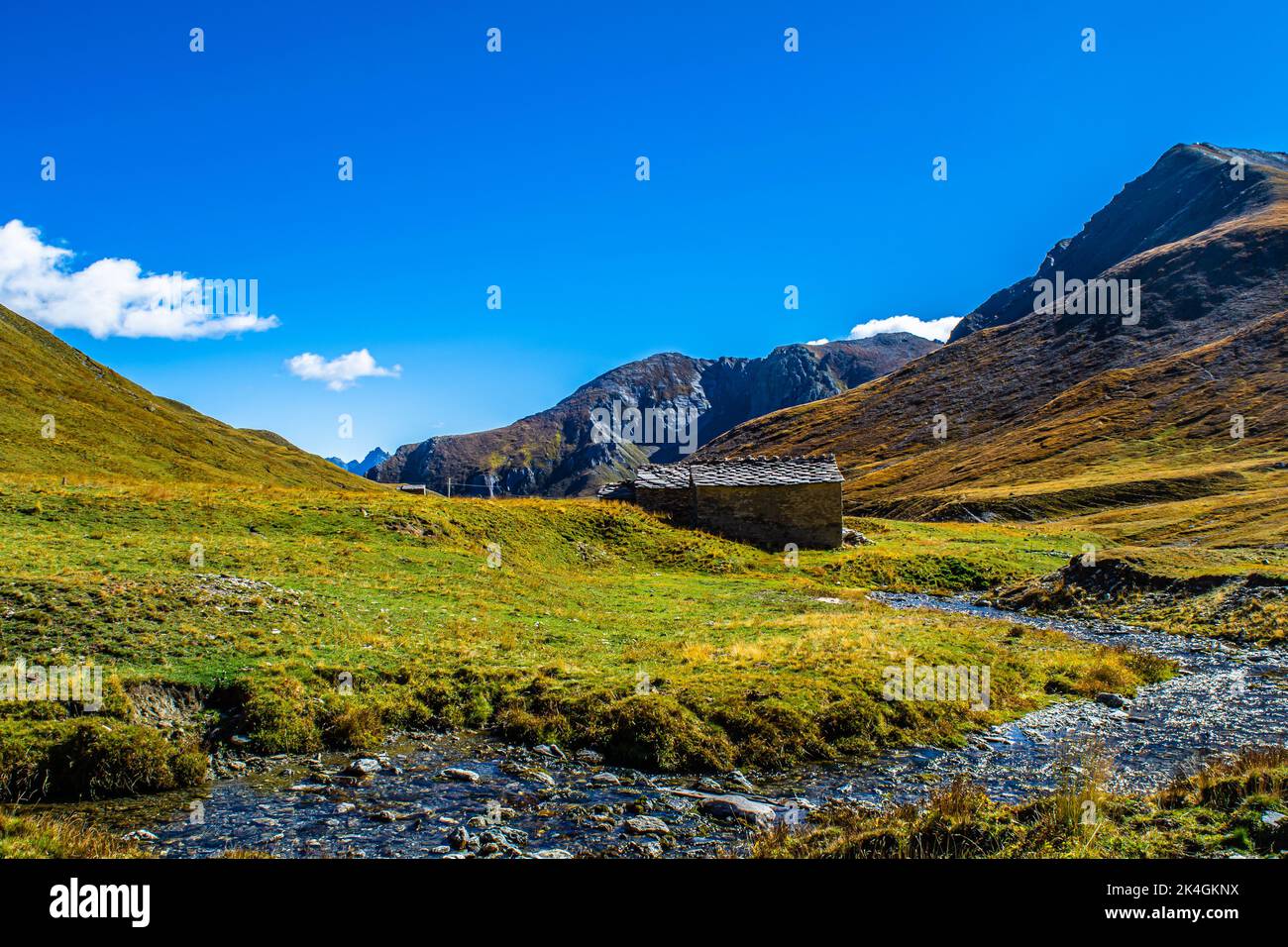 Stunning peaks, at over three thousand meters above sea level ...