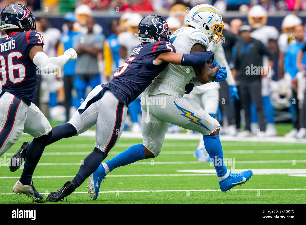 Gerald everett chargers hi-res stock photography and images - Alamy