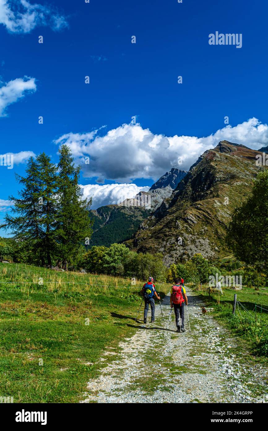 Stunning peaks, at over three thousand meters above sea level ...