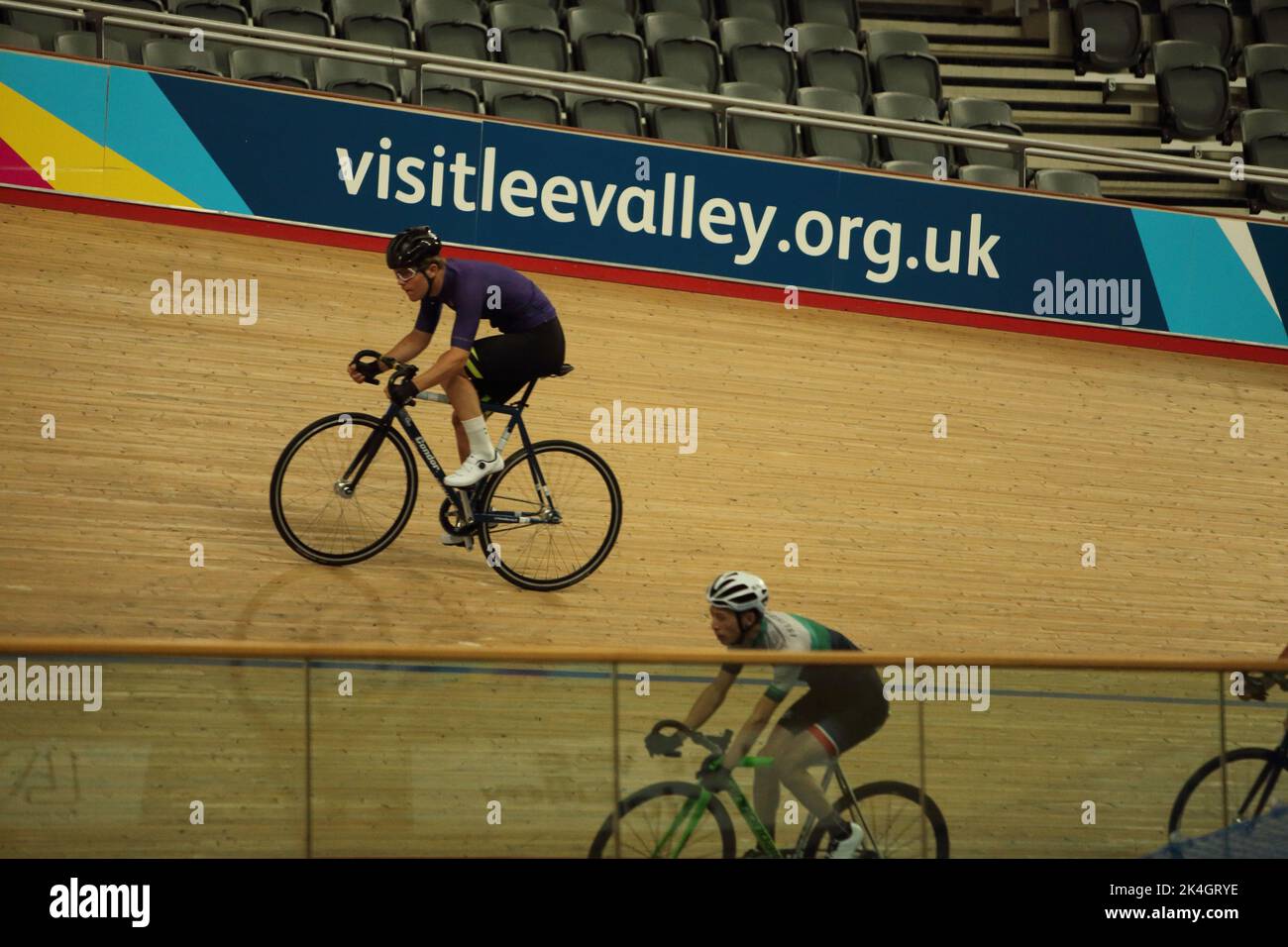 Islington CC Velopark Track Cycling Stock Photo - Alamy