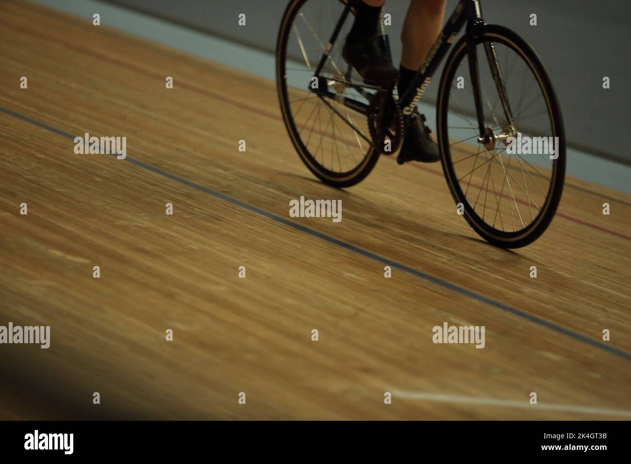 Islington CC Velopark Track Cycling Stock Photo - Alamy