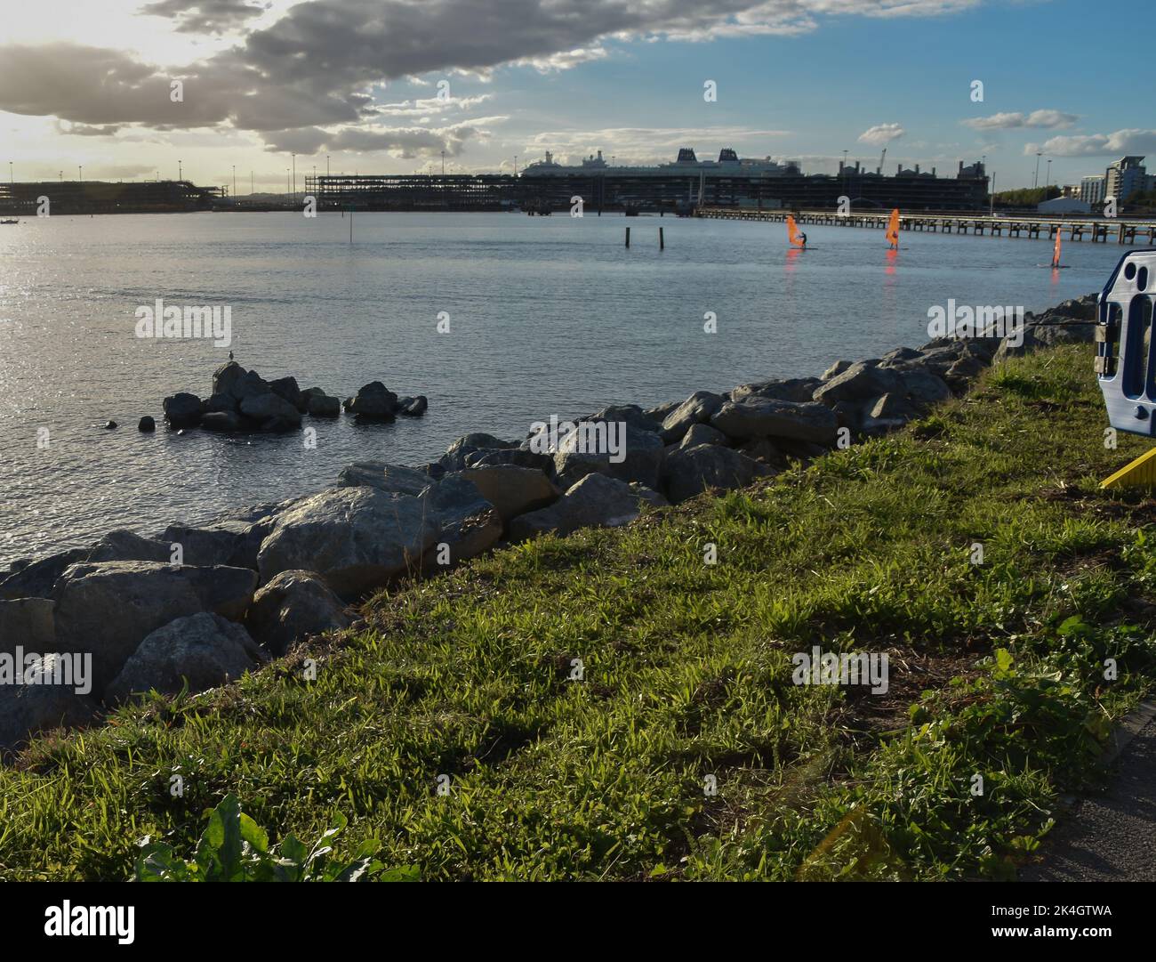 Sea defence work hi-res stock photography and images - Alamy