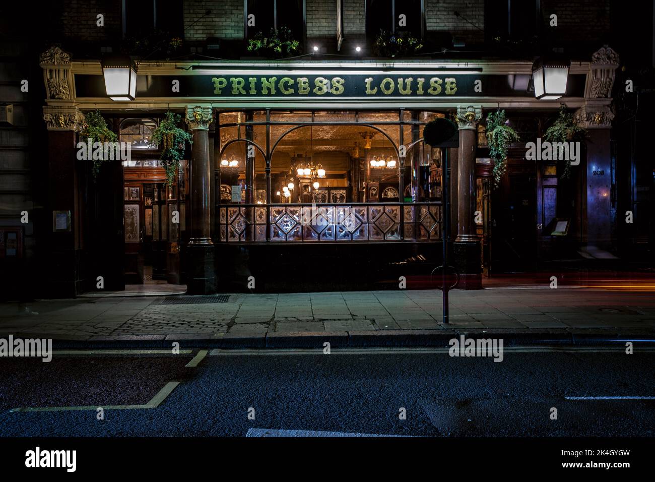 The Princess Louise pub in Holborn, London, UK Stock Photo - Alamy