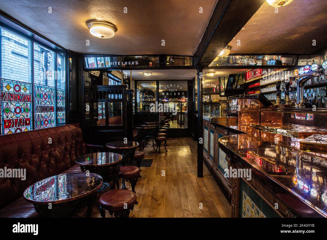 Ale house hi-res stock photography and images - Alamy
