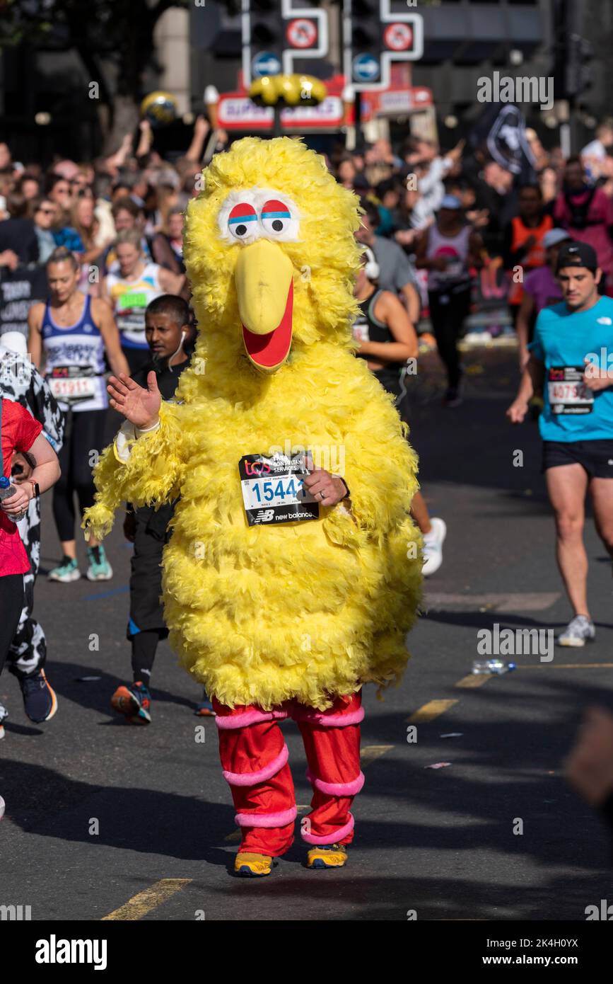Darren Owen wearing a Big Bird costume running in the TCS London ...