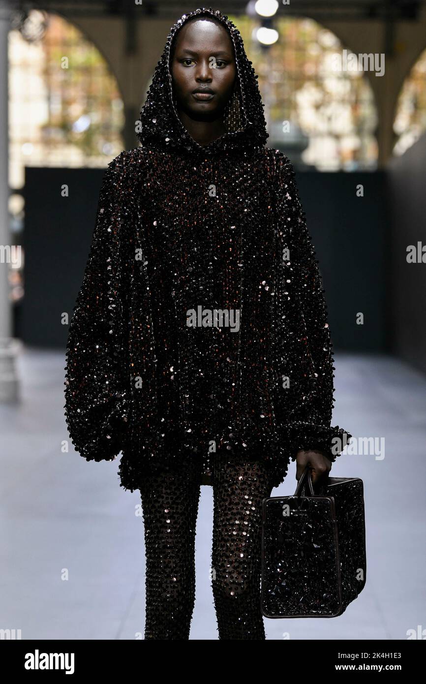 VALENTINO SS23 runway during Paris fashion Week on October 2022 - Paris ...