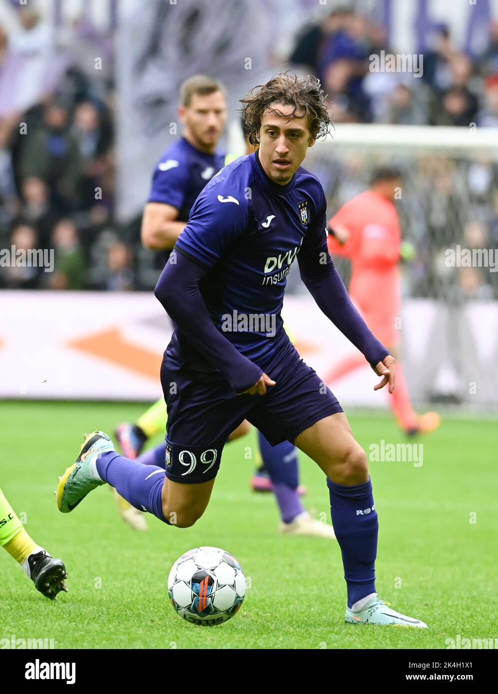Anderlecht's Fabio Silva controls the ball during a soccer match ...
