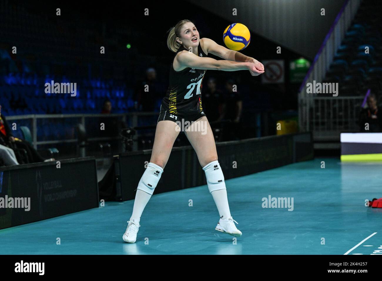 Belgium's Manon Stragier pictured in action during a volleyball game ...