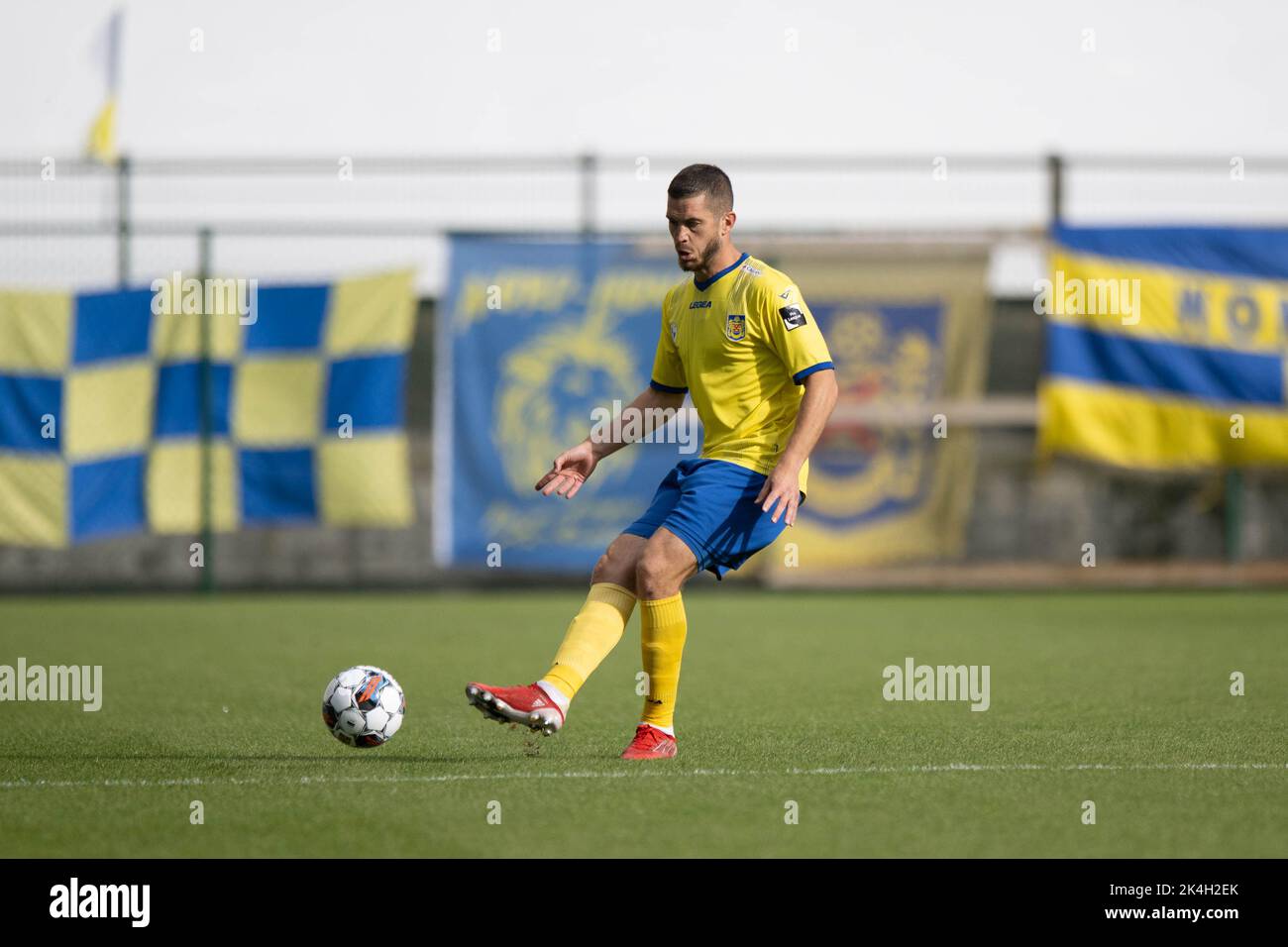 Beveren's Dries Wuytens pictured in action during a soccer match ...