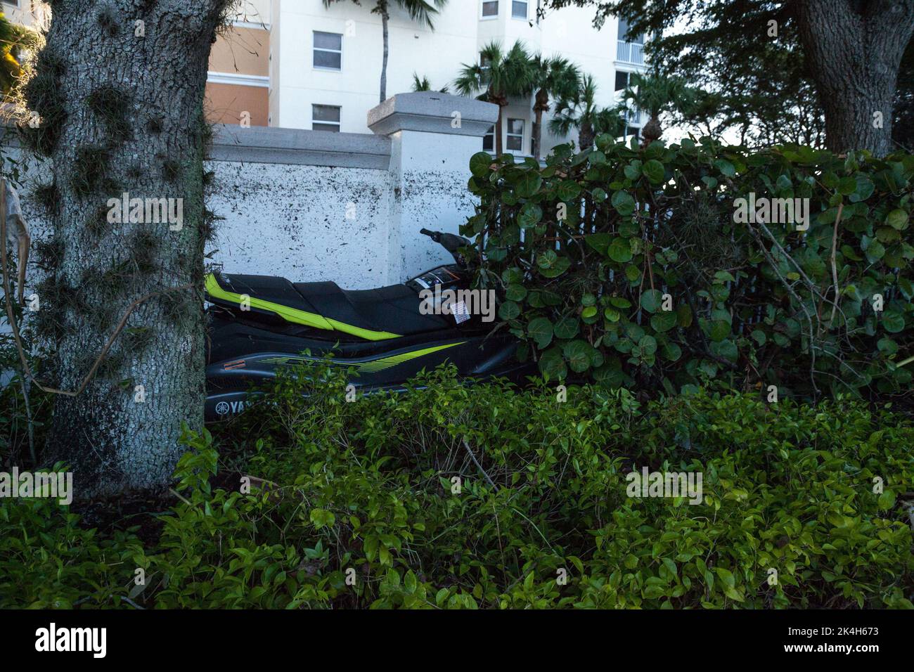 Naples, Florida, USA - September 28, 2022: NEWS – Waterline along a ...