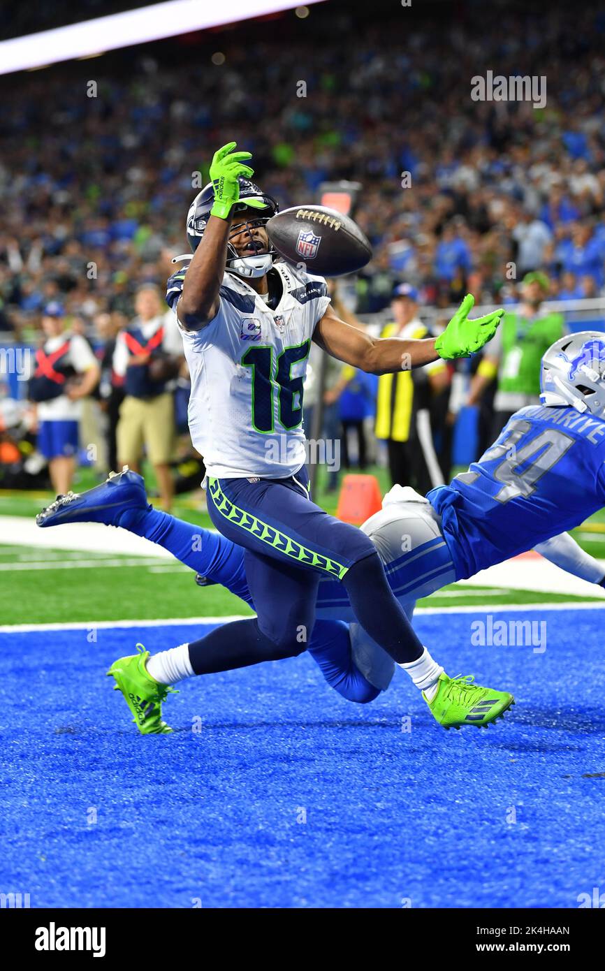 DETROIT, MI - OCTOBER 02: Seattle Seahawks WR Tyler Lockett (16) is ...