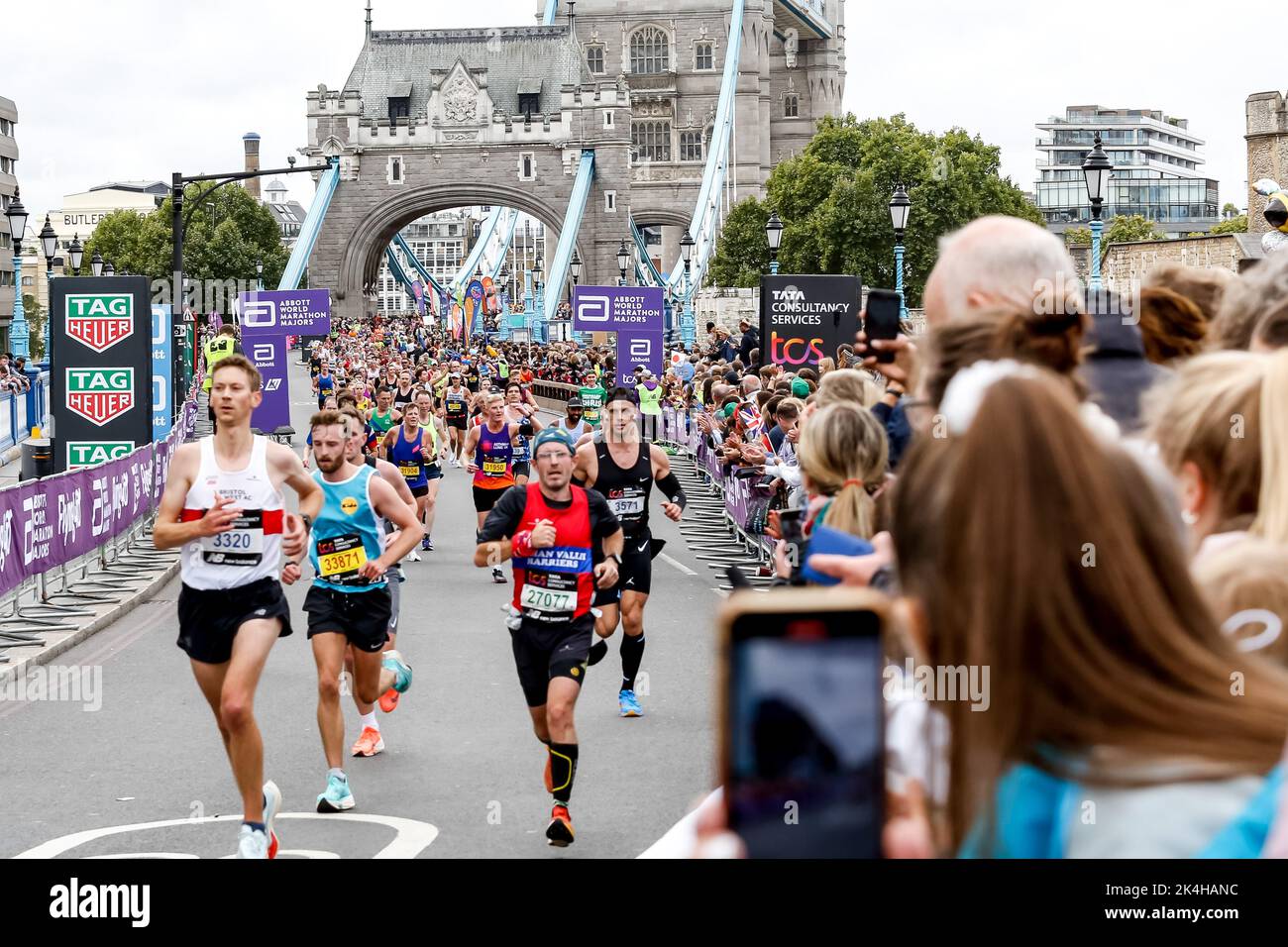 London, UK. 02nd Oct, 2022. Participants of TCS 2022 London Marathon ...