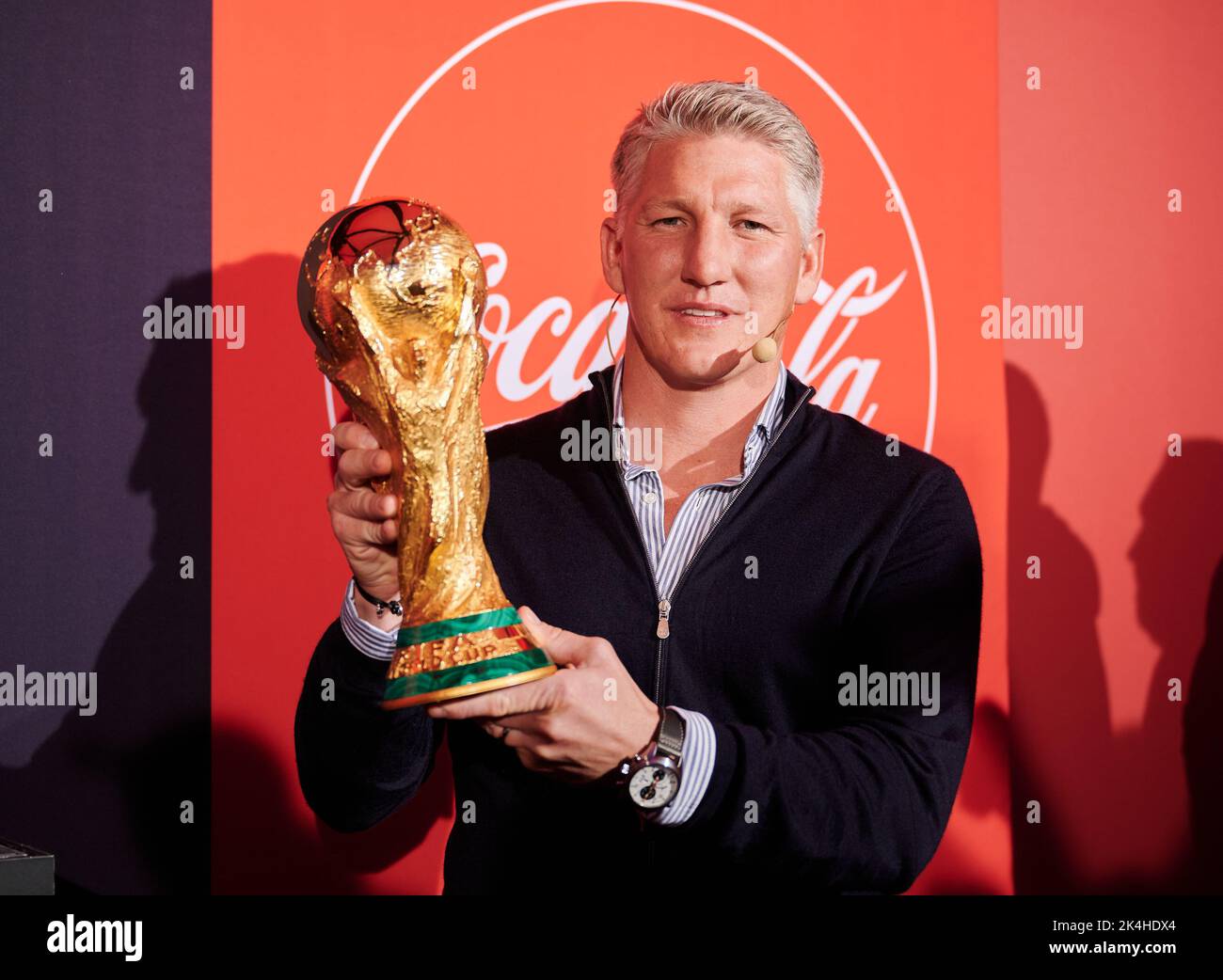 Berlin, Germany. 02nd Oct, 2022. Bastian Schweinsteiger comes to Trophy ...