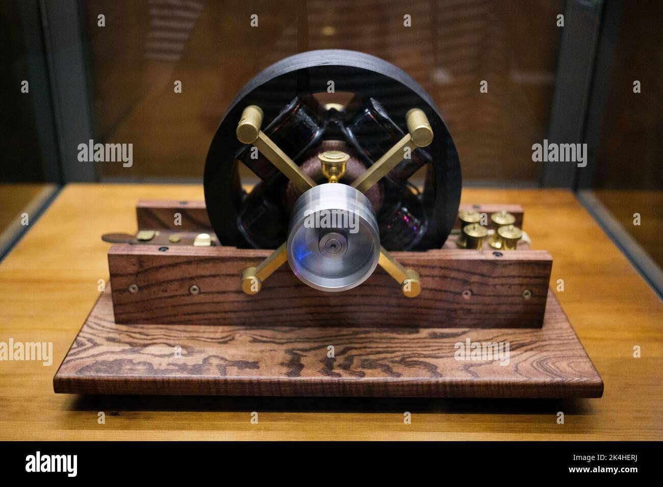 Nikola tesla alternating current hi-res stock photography and images ...