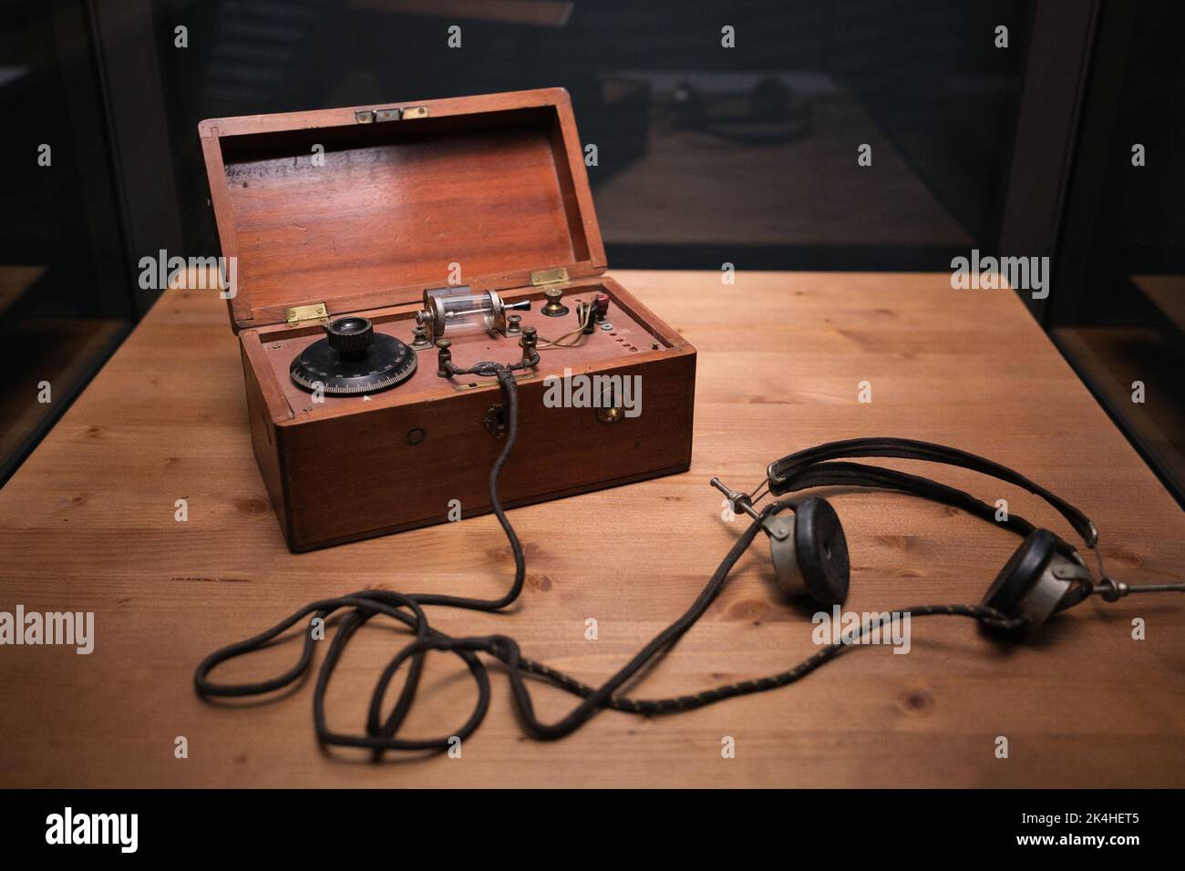 Radio receiver 1920 is displayed during the exhibition Of "Nikola Tesla ...