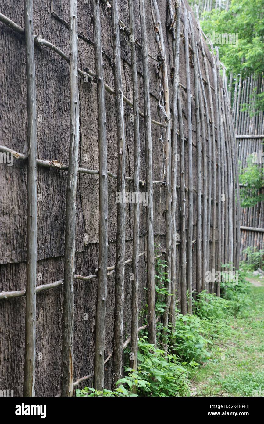 Stockade fence hi-res stock photography and images - Alamy